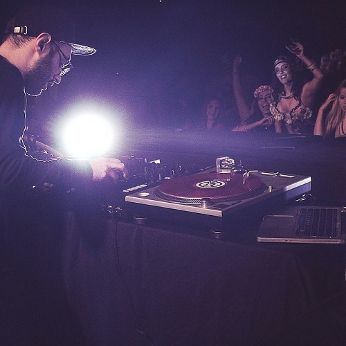 Show and Prove with DJ Shiftee at Digital DJ Pool